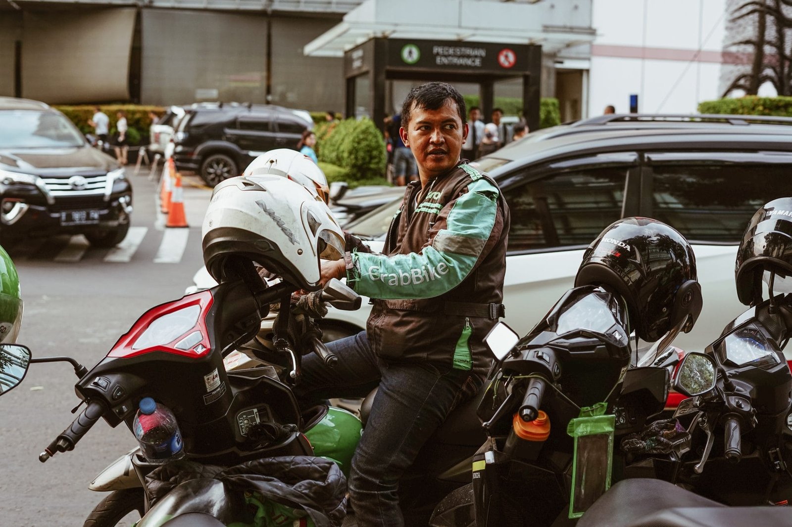 5 Strategi Marketing Campaign Gojek Di Kuningan Yang Super Kreatif Dan ...